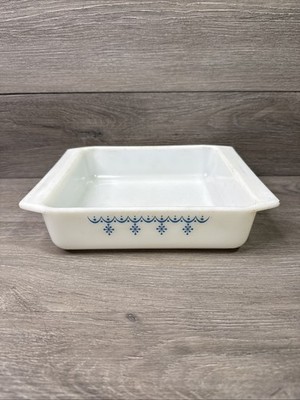 Vintage Pyrex Blue Snowflake Garland Square 8x8x2" Baking Dish Pan #922 ...