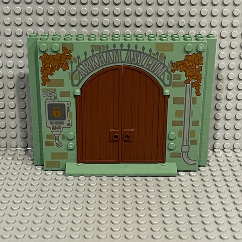 LEGO Panel 4x16x10 with 'ARKHAM ASYLUM' Bricks Leaves Tube & Lock ...