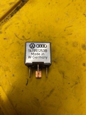 Porsche 944 141951253B #53 Multipurpose Relay / 141 951 253B Audi OEM ...