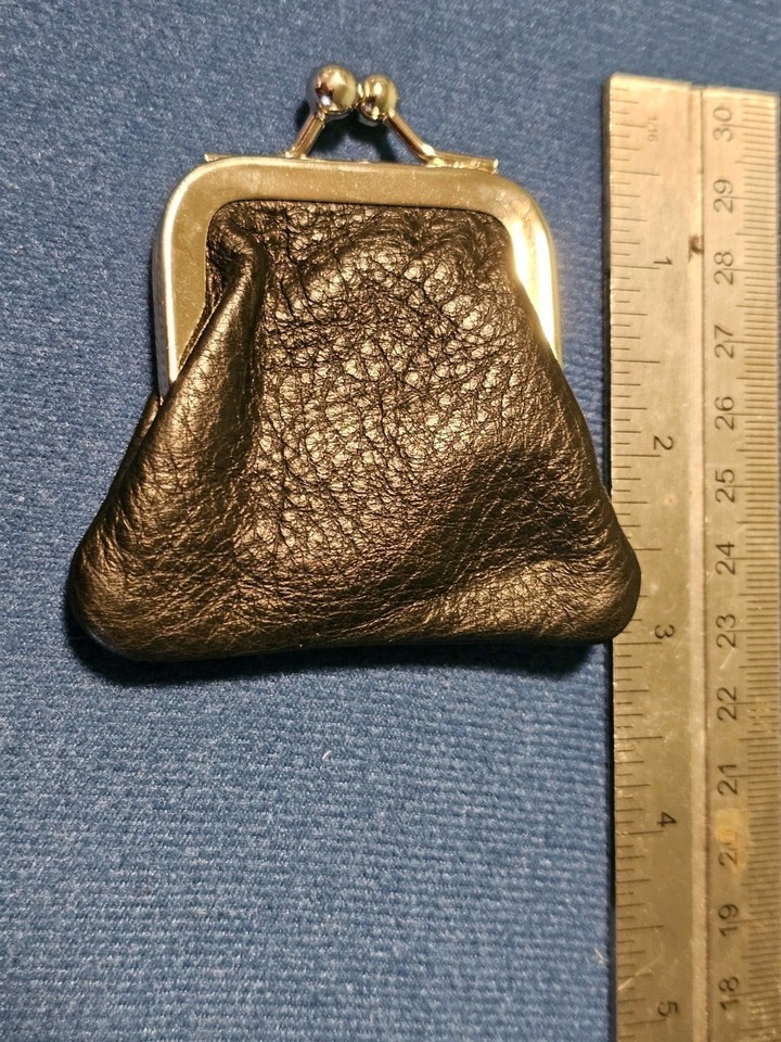 Coin Magic Prop Rattle Purse for Half Dollars Trick Mike Gallo Owned ...