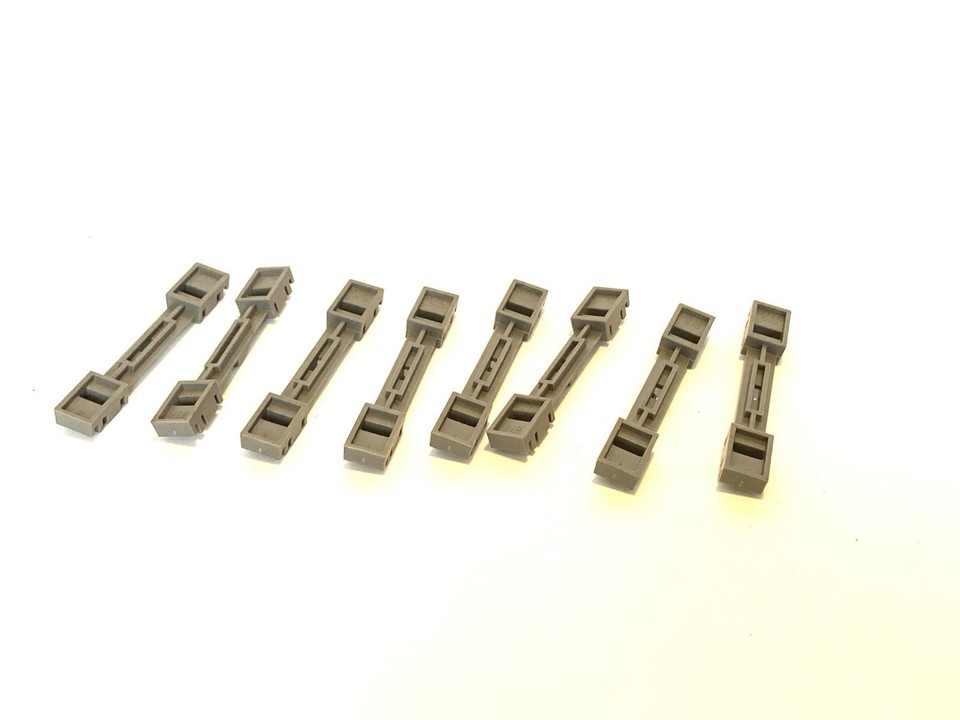 8 x Hornby OO Gauge. R660*030 SLEEPER CLIPS for Inclined Piers ...