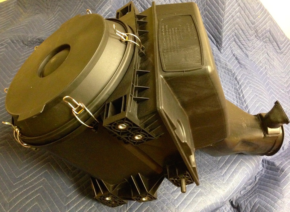 MANN Pico Air Filter / Intake Housing Mercedes Benz Diesel Engines A ...