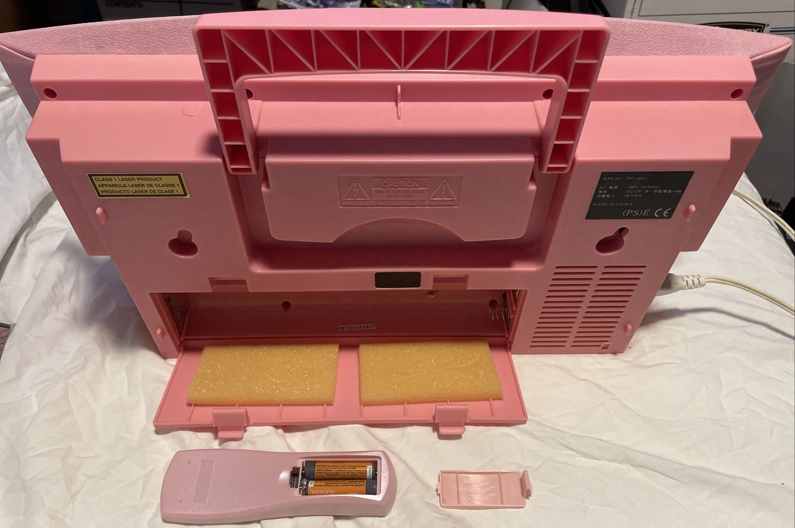 Hello Kitty CD Player With Remote TF-1032 Sanrio Limited Vintage Rare ...