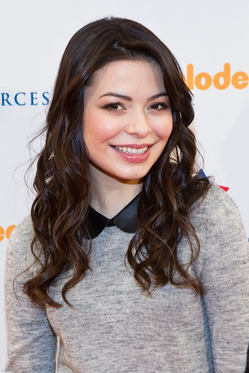 Miranda Cosgrove Bikini Body