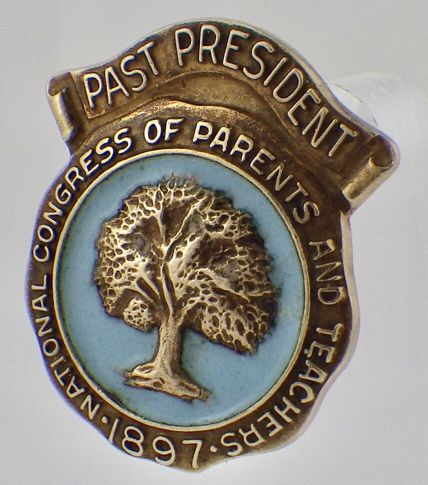 Vintage 10K Enamel Past President Nat’l Congress of Parents Teachers ...