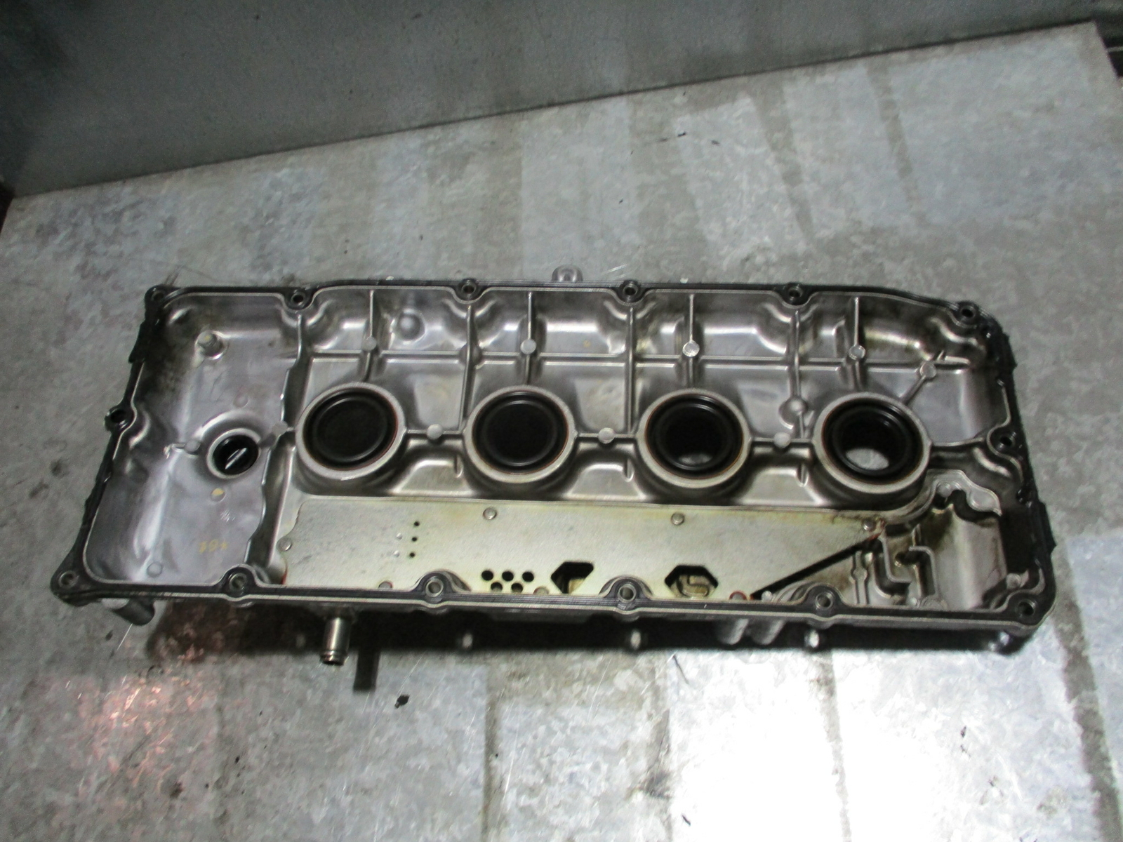 ISUZU D-MAX 2.5 TWIN TURBO DIESEL 4JK1 ROCKER COVER 2012-2017 | eBay UK