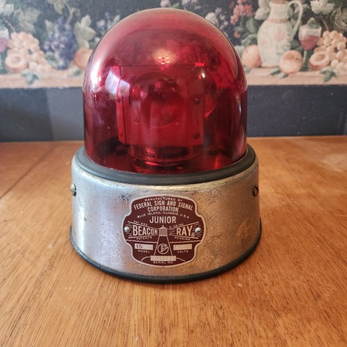 Junior Beacon Ray Model 15-A With Glass Dome - Fire - Police ...