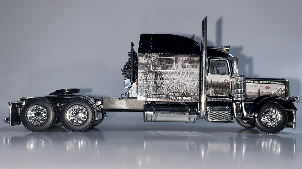 DCP 1/64 Peterbilt 389 70” Mid-Roof Open Range Transportation 33991 ...