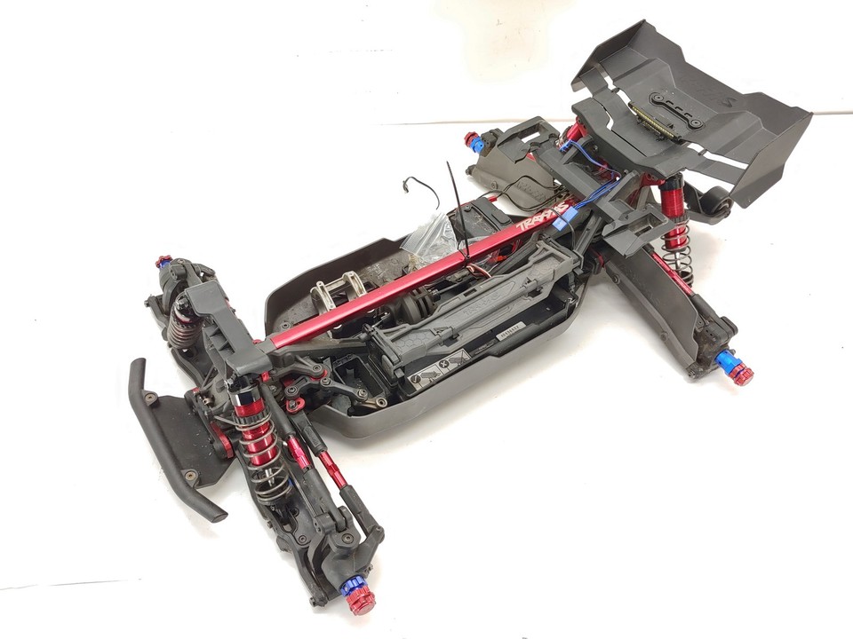 SUPER HD Traxxas Sledge 1/8 4wd Monster Truck Roller Slider Chassis RED ...