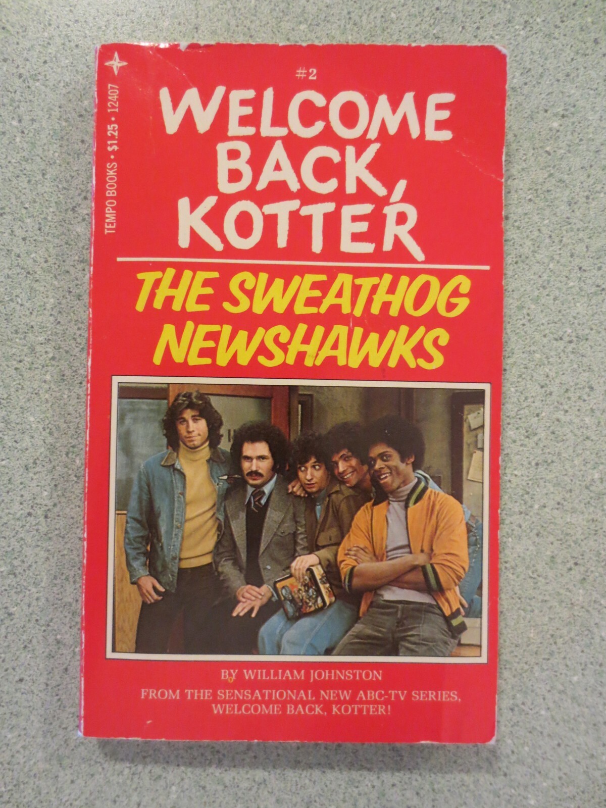 Welcome Back, Kotter #2 The Sweathogs Newshawks (1976) Tempo TV Book | eBay