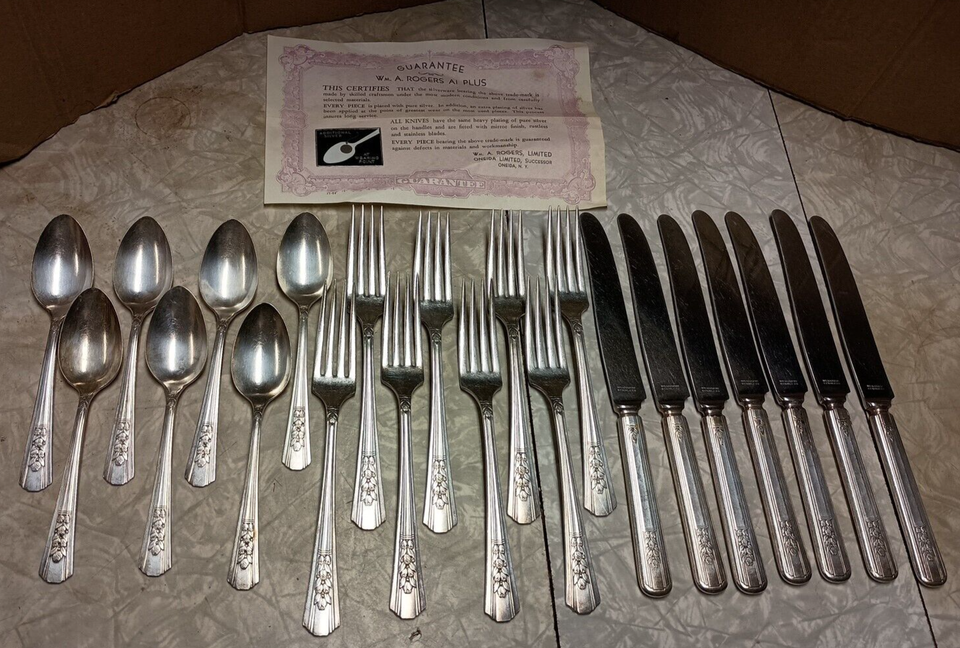 Wm A Rogers A1 Plus Oneida Ltd 1938 ROSALIE PATTERN 22 Pc Silver Plate ...