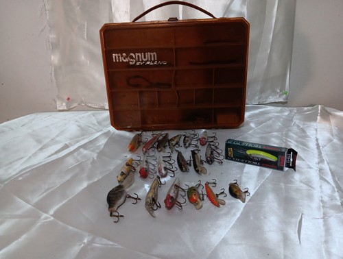 Vtg,Mangus By Plono Lure Fishing Tackle Box W/ Mixed Lots Of 33+Lures ...