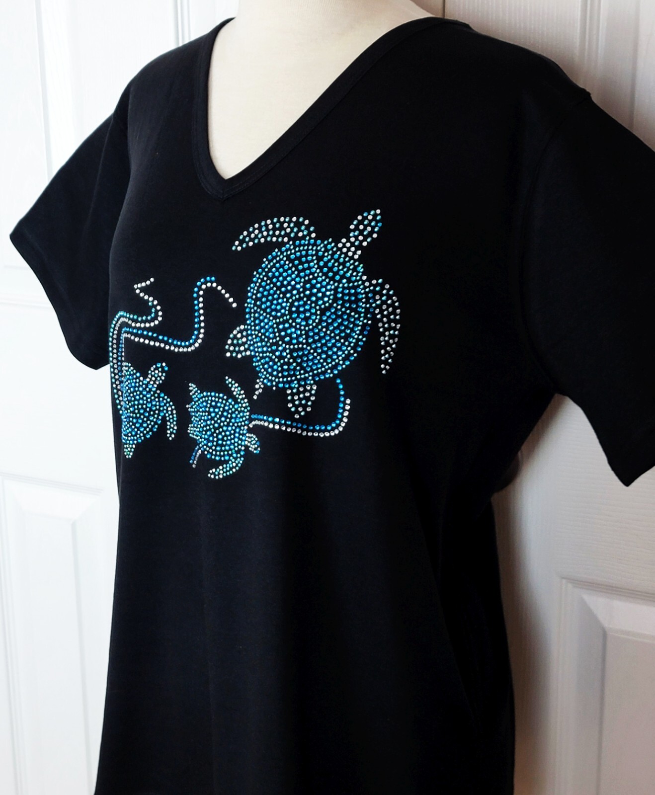 Plus Size 1X 2X or 3X Embellished Rhinestone Blue Sea Turtles Top | eBay