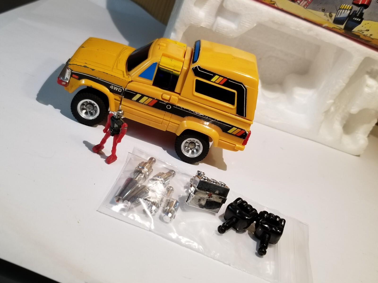 Takara Vintage Transformers G1 Diaclone Yellow Helix 4WD Trailbreaker ...