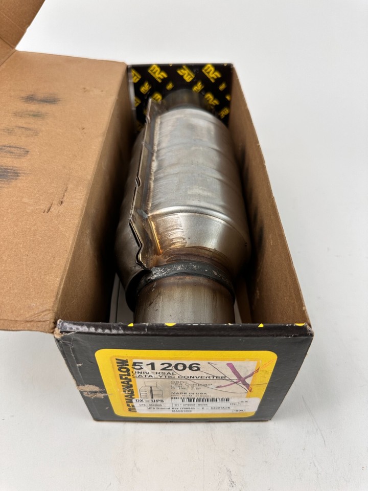 Magnaflow 2.5" OEM Grade Universal OBDII Stainless Catalytic Converter ...