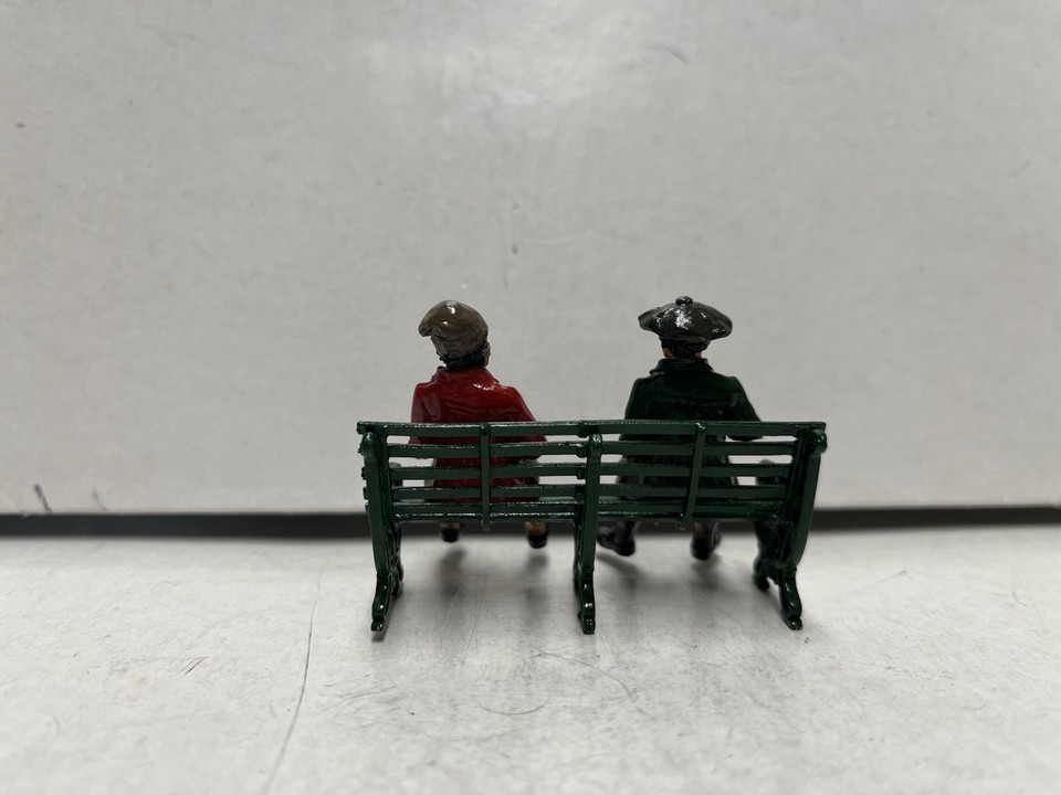 Phoenix Models Made In England 54mm A Drink On The Park Bench | eBay