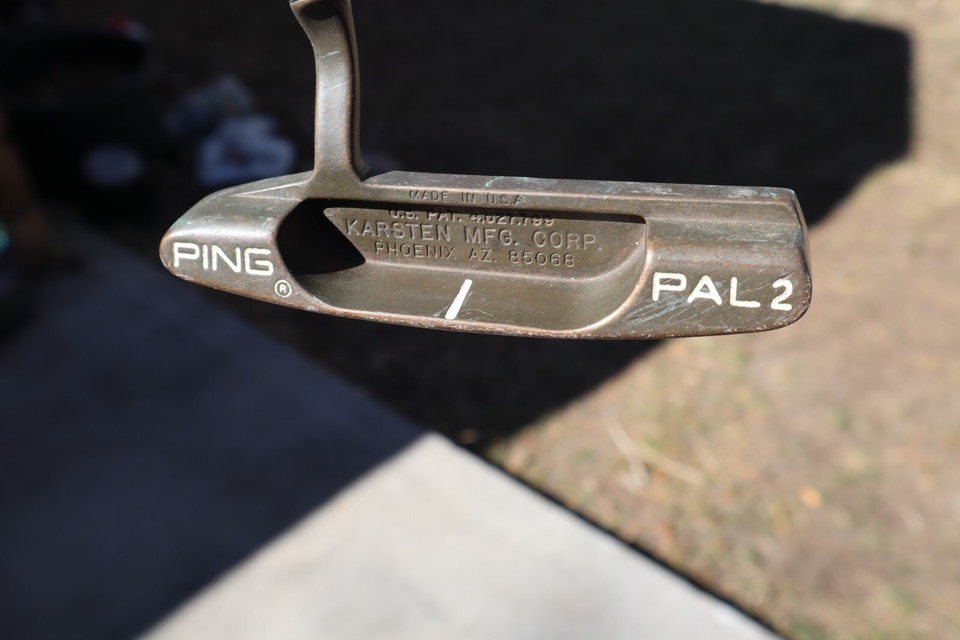 A Lot Of 7 Random vintage golf club putters (Callaway, Karsten Ping Pal ...