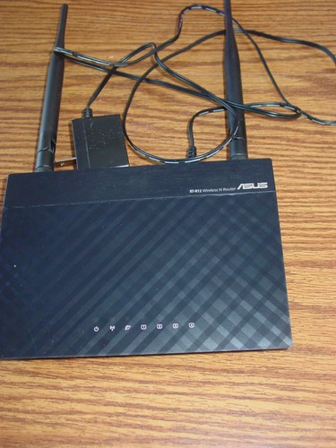 ASUS RT-N12 WIRELESS N ROUTER 4 PORT Pre-owned Black | eBay