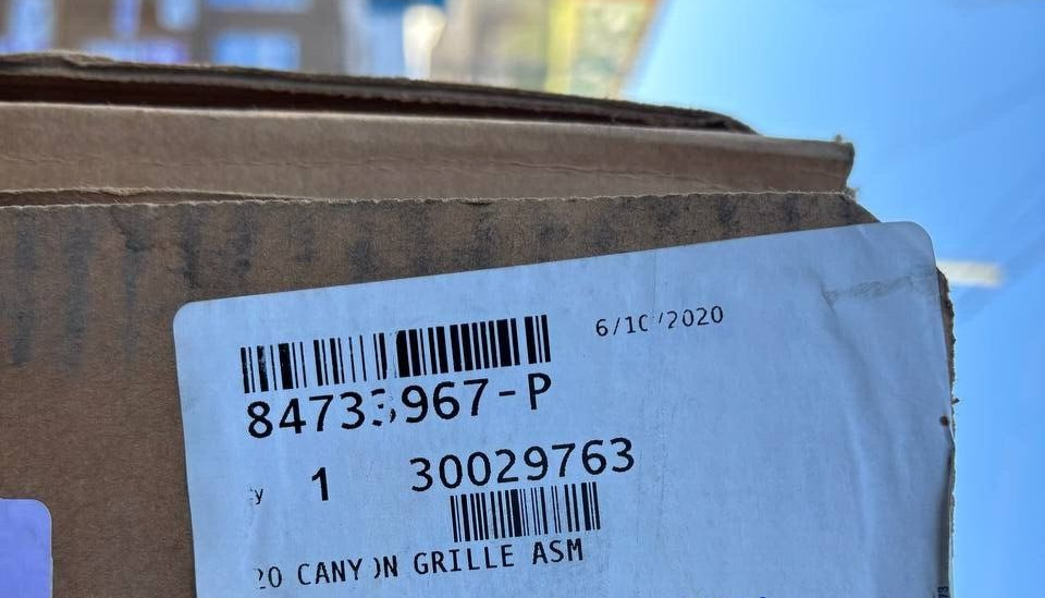 2015-2020 GMC Canyon Genuine GM Bright Chrome Front Grille OEM NEW ...