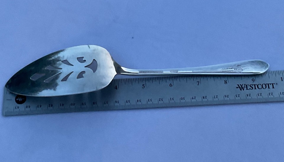 WM ROGERS MFG CO. ORIGINAL ROGERS "Inheritance" CAKE CUTTER SERVING ...