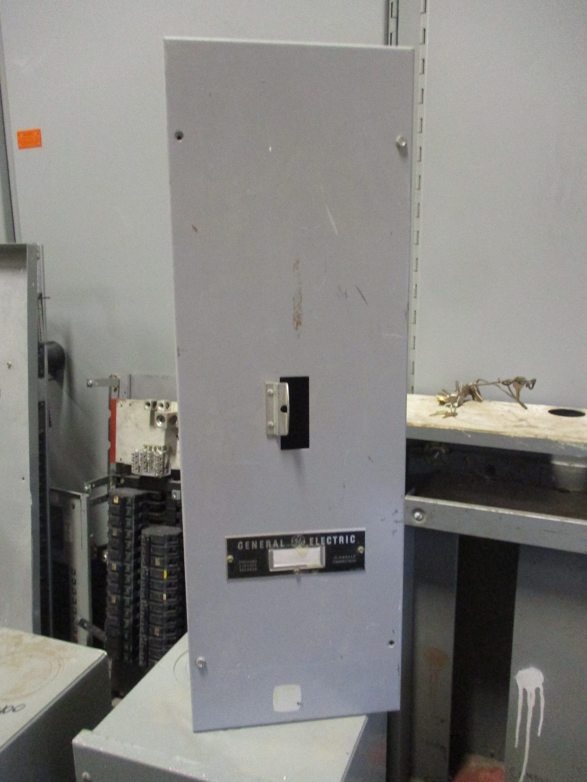GE TE100S, NEMA 1 Surface Mount TEB, TED Circuit Breaker Enclosure ...