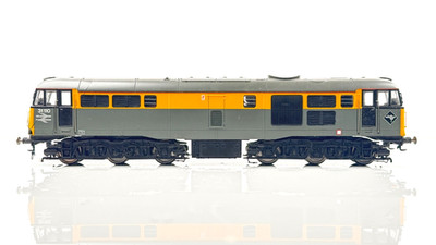 HORNBY 00 GAUGE - R2421 - CLASS 31 DIESEL 31110 DUTCH - MAZAK ROT ...