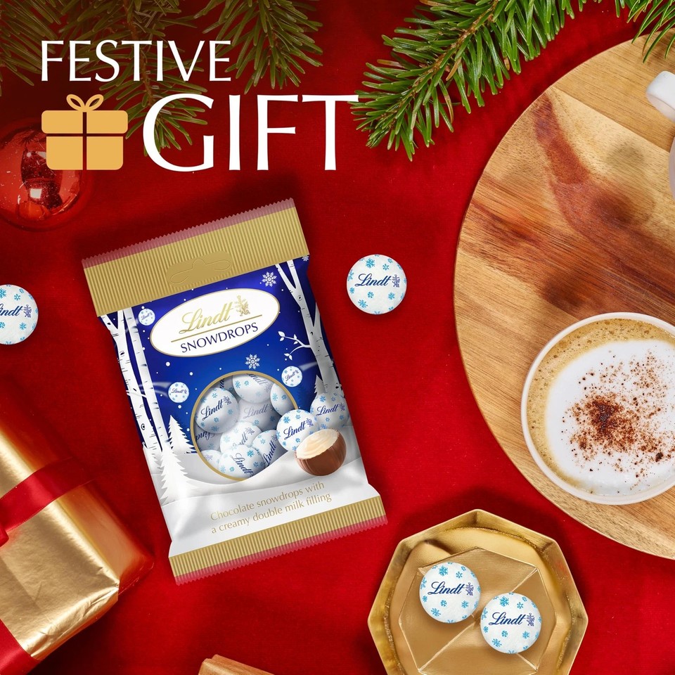 4 x Lindt Snowdrops Milk & White Chocolate Truffles – 70g Christmas ...