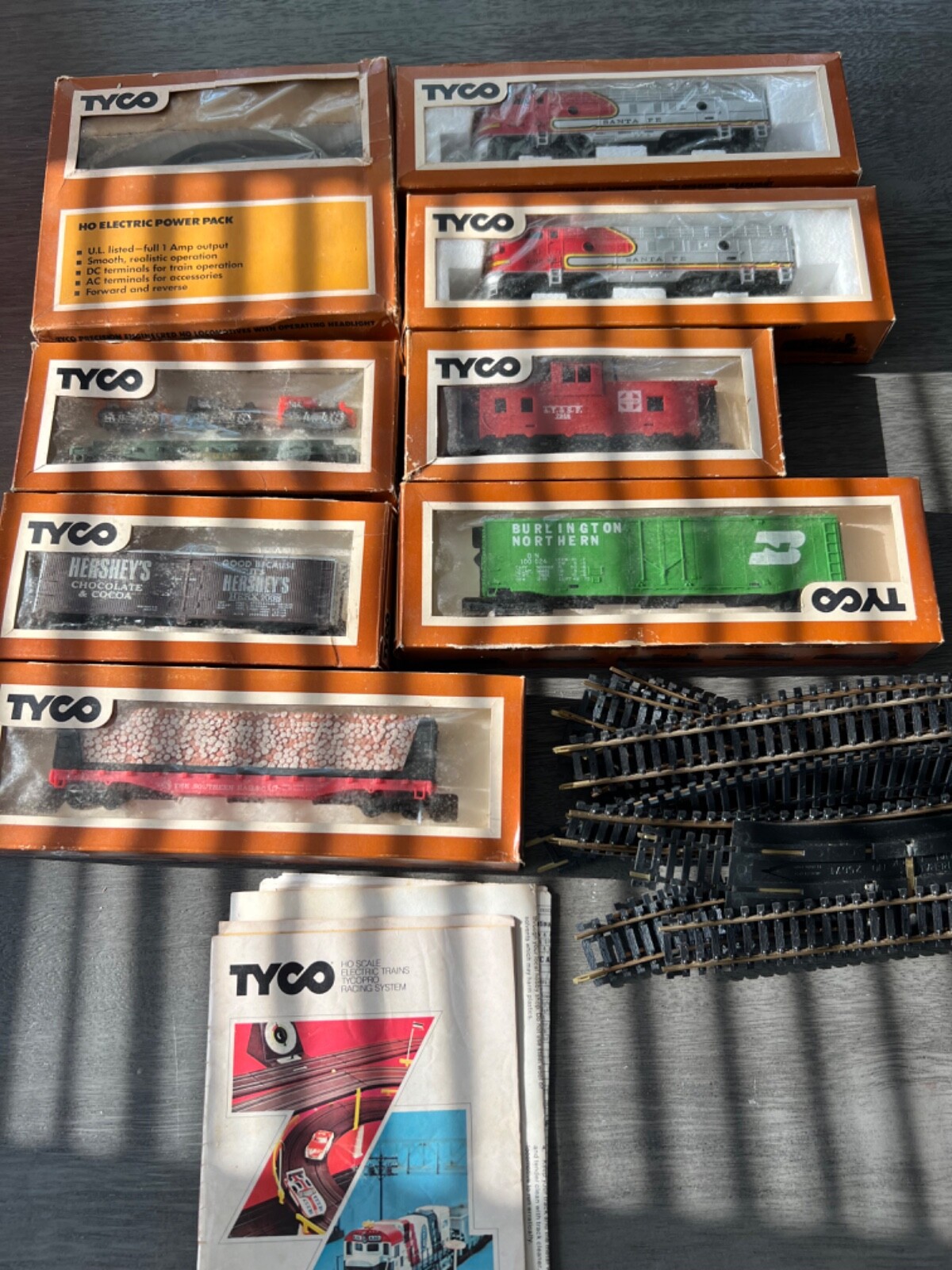 1970s Tyco Electric Train Set in Box HO Scale Locomotive Accessories ...