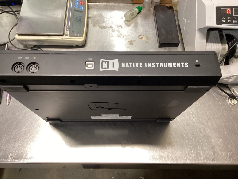 Native Instruments NI Maschine Controller MK1 Portable Studio & Home ...