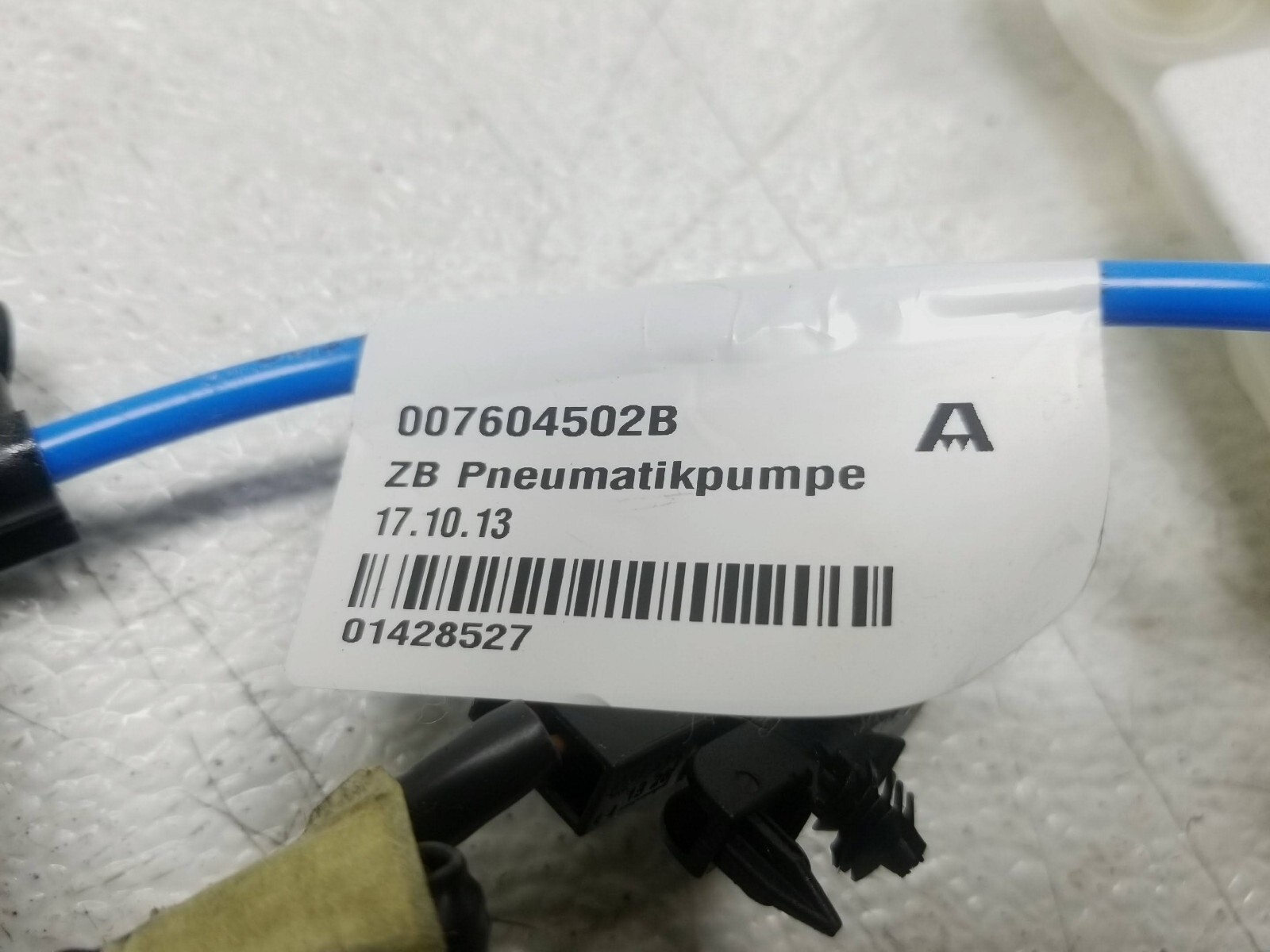 Mercedes-Benz+0009105102+Genuine+OEM+Factory+Original+Lumbar+Support ...