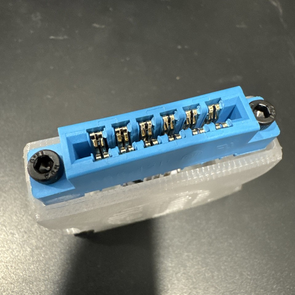 Meatloaf Drive Power Adapter For Commodore 64/128. Use Device’s Normal ...