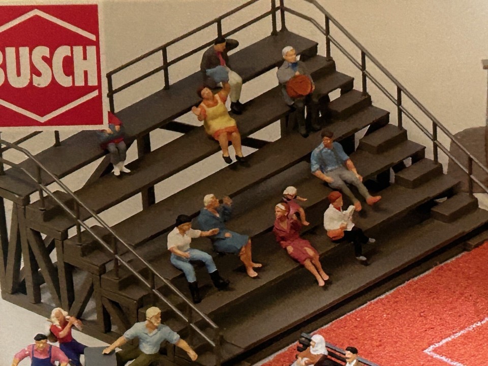 OUTDOOR SEATING DETAILS w/ GRANDSTAND HO Scale SCENRY PLASTIC KIT 1142 ...