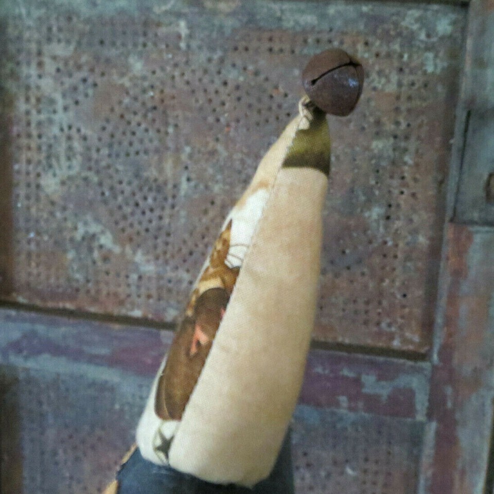 Grubby Primitive Halloween Black Cat Head on Wood Spool 18" Artist Made ...