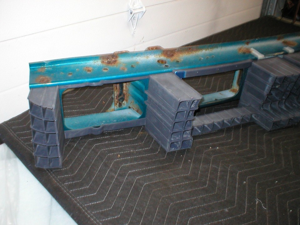 1985-1992 Camaro Iroc Z28 RS Front bumper Crash Inpact Absorber Bar ...