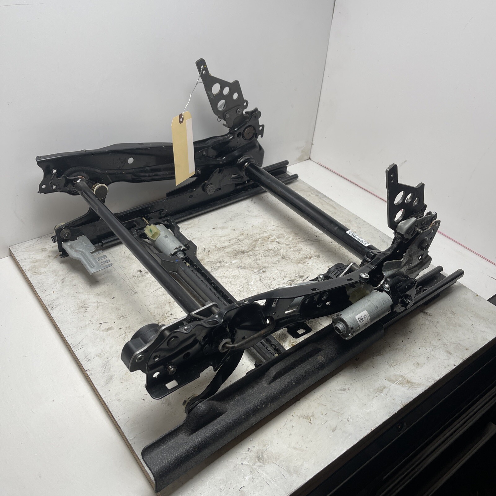 💠OEM 2014 - 2020 BMW F32 428 F32 230I **COUPE** FRONT LEFT DRIVER SEAT ...