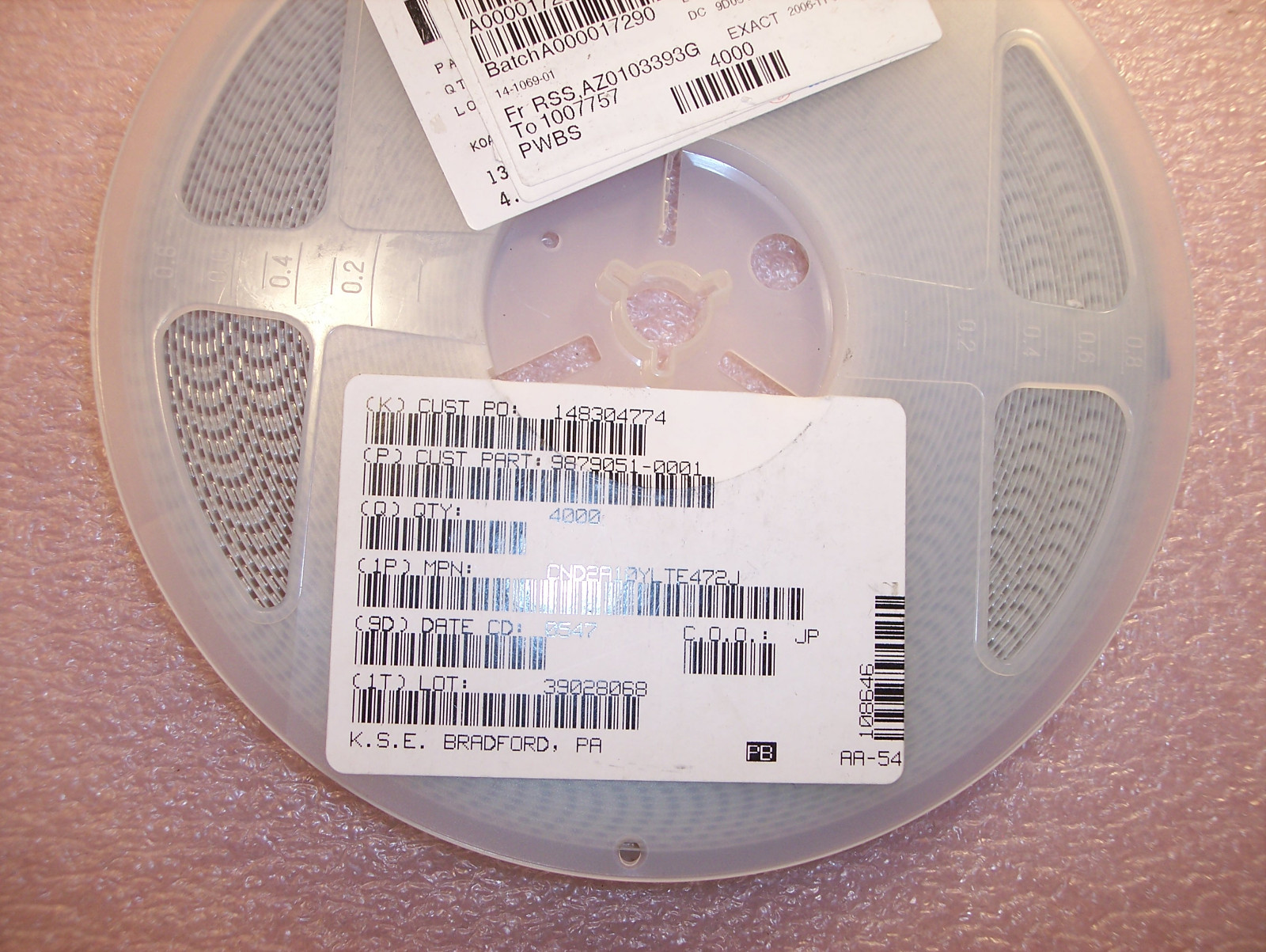 QTY (4000) 4.7K Ohm SMD BUSSED CONCAVE RESISTOR ARRAYS CND2A10YLTE472J ...