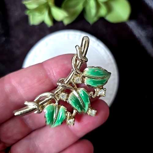 Vintage Gold Tone Glass Rhienestones Enameled Brooch Pin | eBay