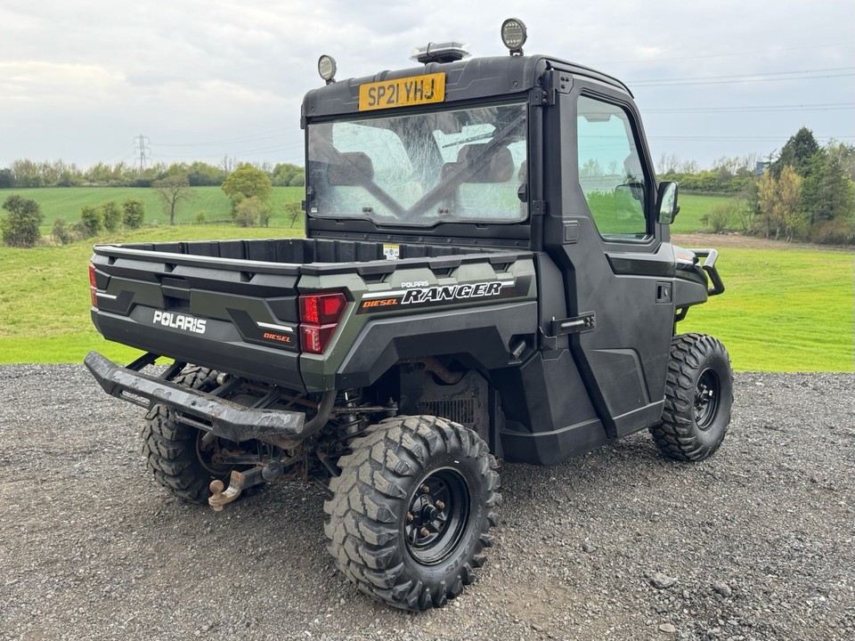 2021/21 Polaris Ranger 902D Utility Vehicle FULL CAB / John Deere Gator ...