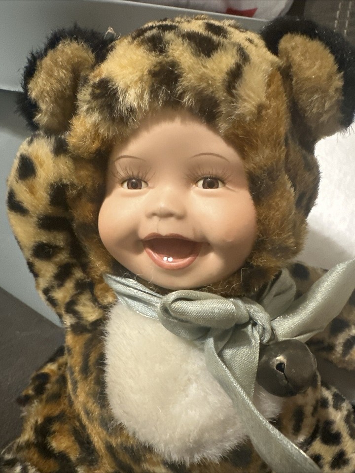 Geppeddo Cuddle Kids "Leo Leopard" 9" Precious Porcelain Face Plush ...