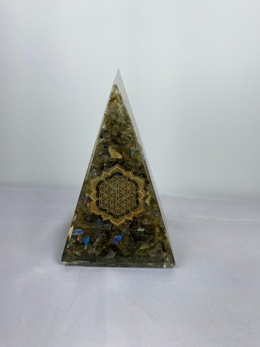Labrtradorite Orgone Pyramid Mystical Transformation Inner Magic Protection | eBay