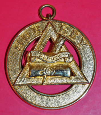 Surrey Chapter Past Provincial Deputy Grand Registrar collar jewel ...