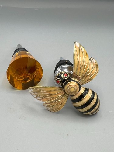 Pottery Barn Bee Wine Bottle Stoppers Enamel Amber Color Summer | eBay