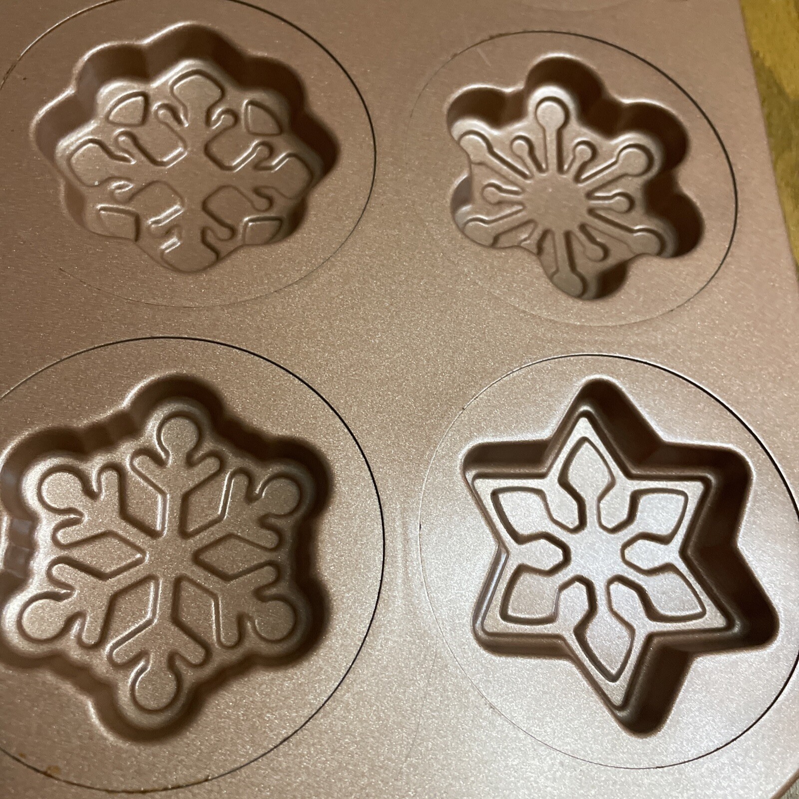 Copper Color Aluminum Winter Snowflake 9 Cavity Cake Cookie Pan Wilton ...