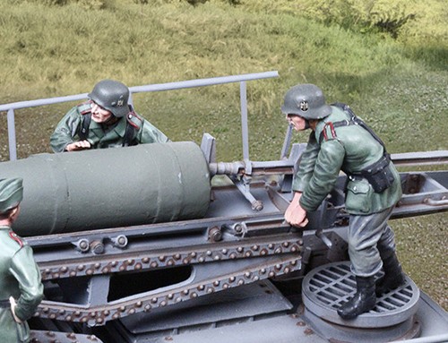 COLLECTORS SHOWCASE WW2 GERMAN GREY KARL MORSER THOR RAILWAY GUN ...