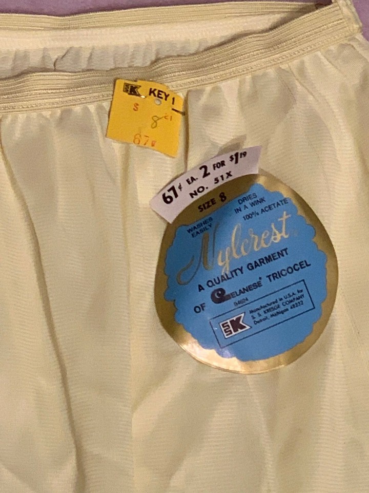 VINTAGE 1950's NYLCREST YELLOW FULL BRIEF PANTIES ~ 100% ACETATE ...