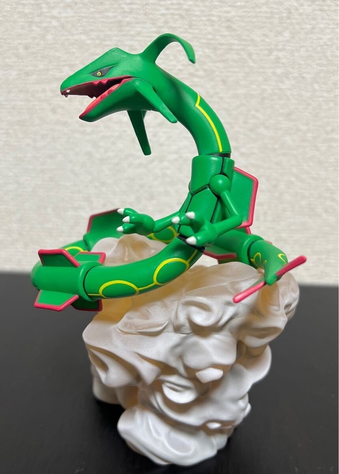 Pokemon Scale World Hoenn Region Rayquaza Figure Premium Bandai Food ...