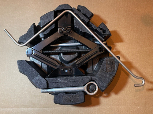 NEW 2013-2017 SUBARU CROSSTREK TIRE JACK AND TOOL KIT SET WITH FOAM ...