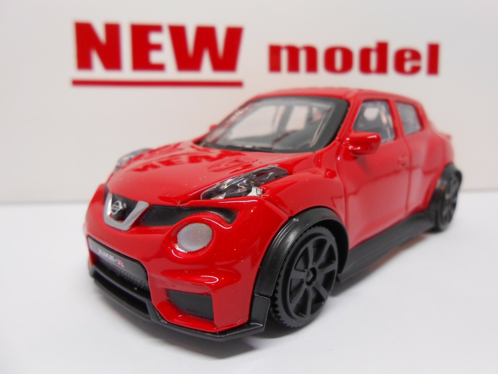 TOY CAR NISSAN JUKE R 1/43 MODEL BOY DAD MOM GIRL BIRTHDAY GIFT PRESENT ...