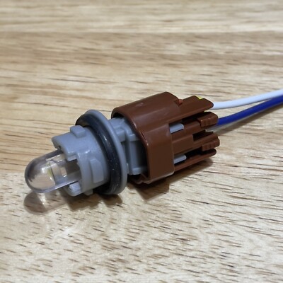 Rear Side Marker Socket, Connector, and Bulb for Toyota Tundra 2014 ...