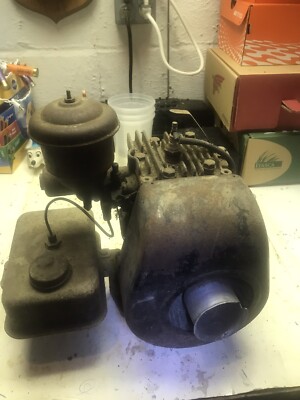 Parts - Vintage Briggs Stratton Model Y Engine